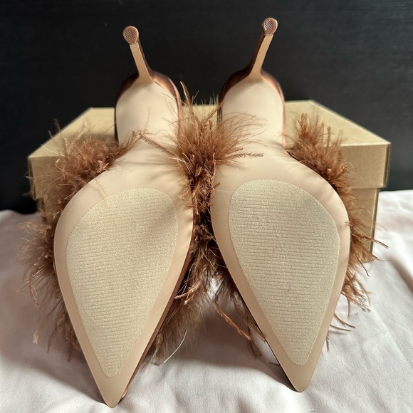 Steve Madden | Shoes | Steve Madden Alexis Feather Slingback Pumps ...